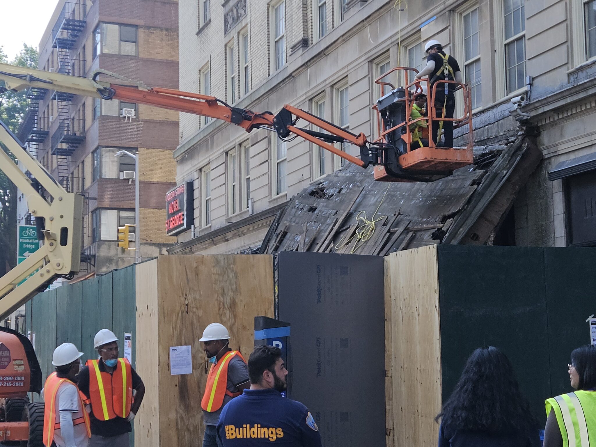 Noted writers to challenge Chinese Gov’t at Brooklyn Public Library on ...